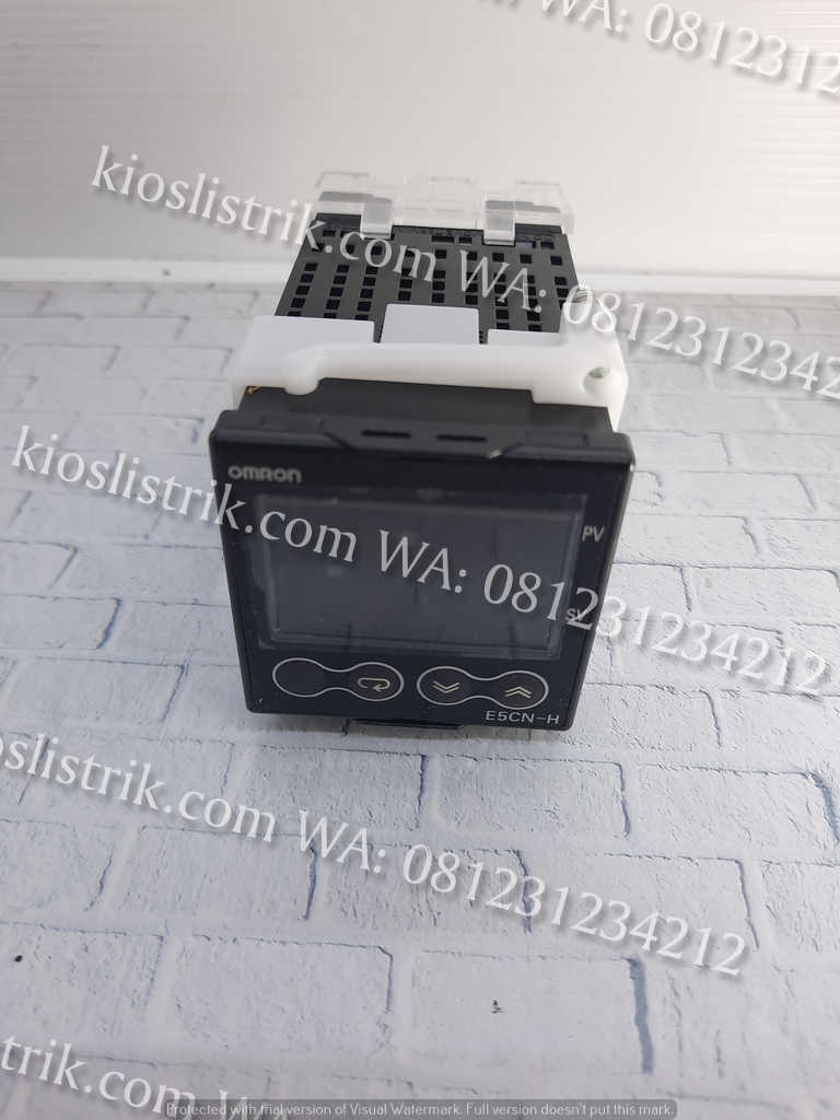 Temperature Controller E5CN-HR2M-500 Omron -kioslistrik