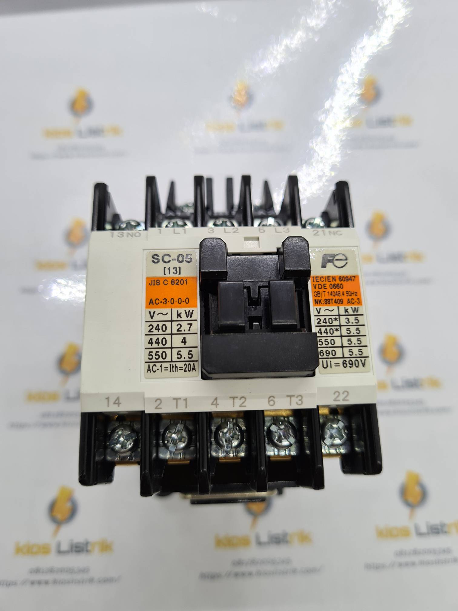 Magnetic Contactor Fuji SC-05 20A 110Vac - kioslistrik